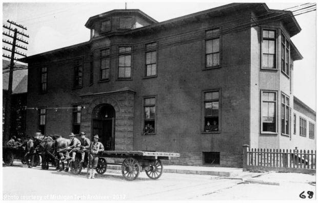The original Calumet Armory which burned on January 9, 1942